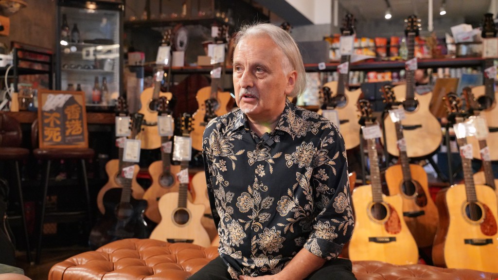 【專訪】智利獨臂結他手Andrés Godoy 單手彈奏生命樂章 - The Culturist